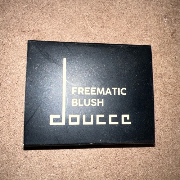 Doucce | Makeup | Doucce Freematic Blush In Zen Orange | Poshmark